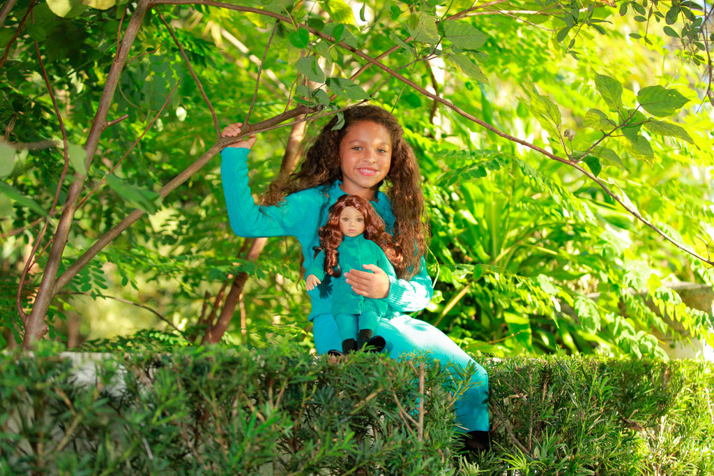 Collectible and Play dolls – Maru and Friends